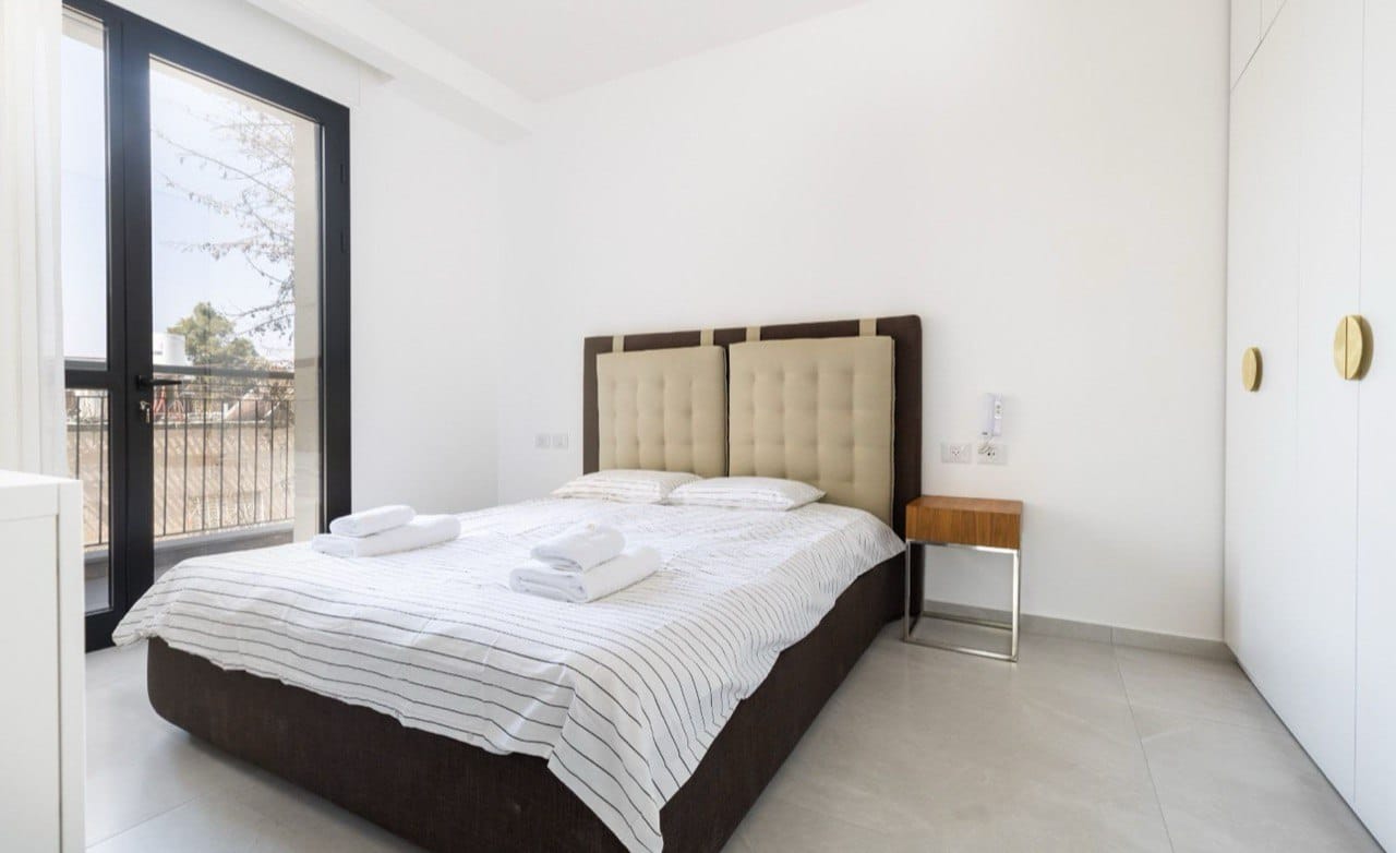 Gorgeous Apartment In Emek Refaim - Israel Home